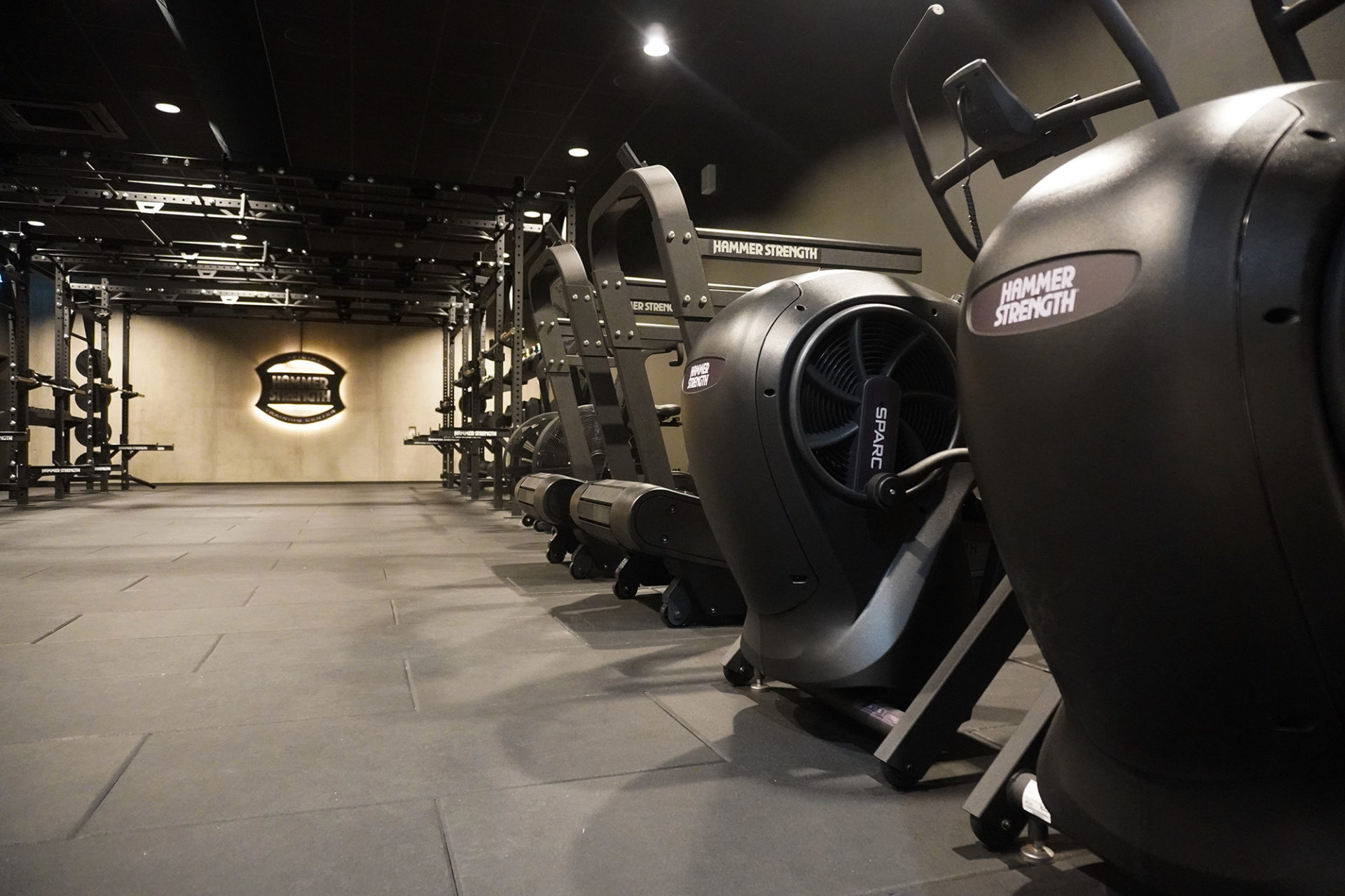 Hammer Strength Box | Fitness Brands